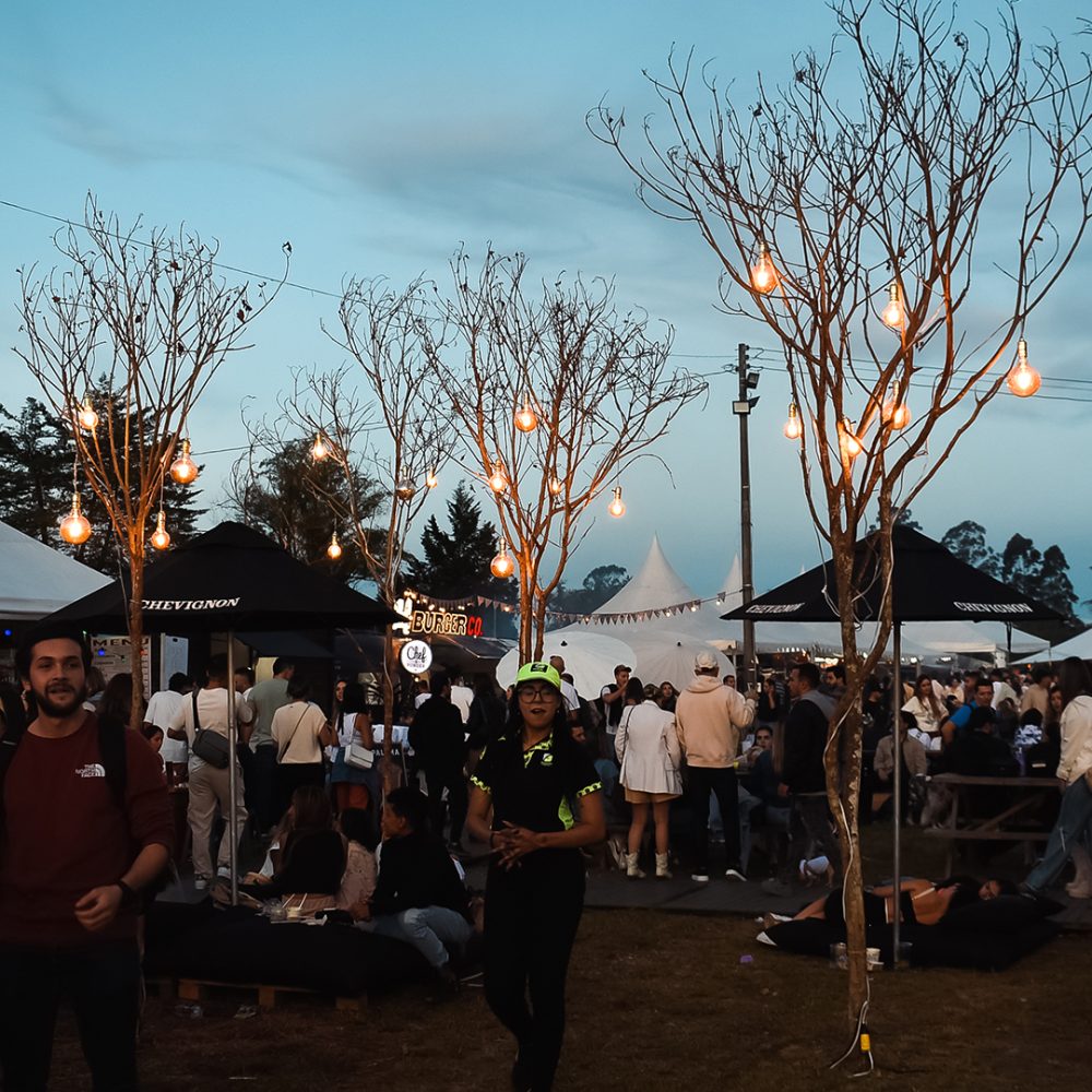 Claq Pop Up – Claq Pop Up